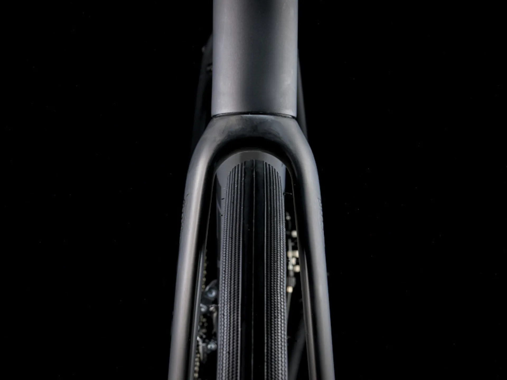 Trek Domane AL 2 Gen 4 EU Price & Review 2026: Speed & Comfort